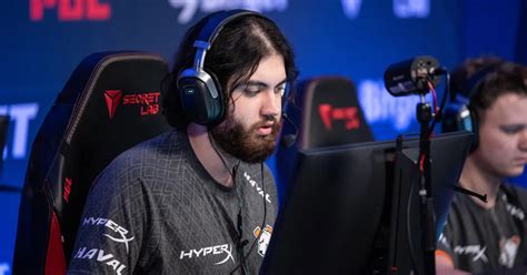 Najlepsi Gracze CS GO 2021 Roku Wg HLTV 10 Jame