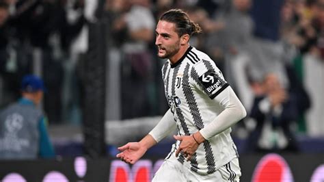 Who Is Adrien Rabiot S Girlfriend Know Everything About His Love Life