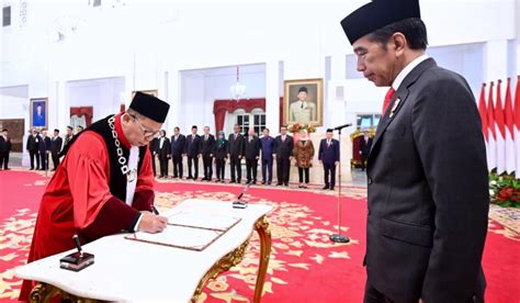 Presiden Jokowi Lantik Arsul Sani Jadi Hakim MK PertamaNews Id