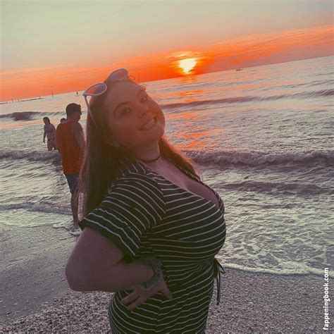 Amberly Amberlyray Nude OnlyFans Leaks The Fappening Photo