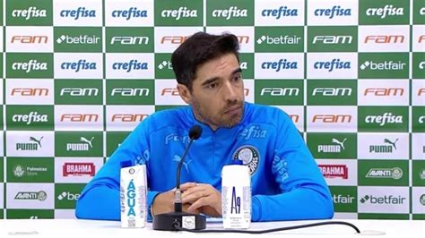 Abel Ferreira explica função de Mayke e rejeita euforia por título no