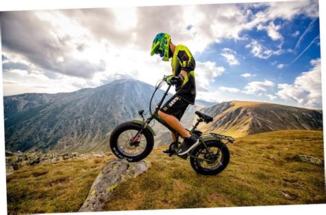 NOVO električno zložljivo kolo E TWOW Fat Bike V2 BLACK model 2021