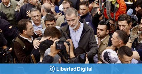 Así se enfrentó el Rey a los momentos de más tensión en su visita a