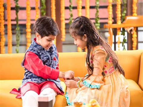 Raksha Bandhan 2023 Date Timing Shubh Muhurat History And