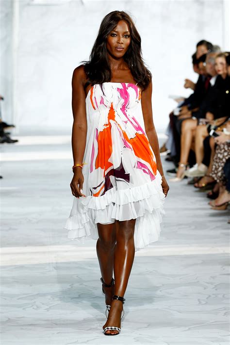 Fantastic Photos Of British Supermodel Naomi Campbell Boomsbeat