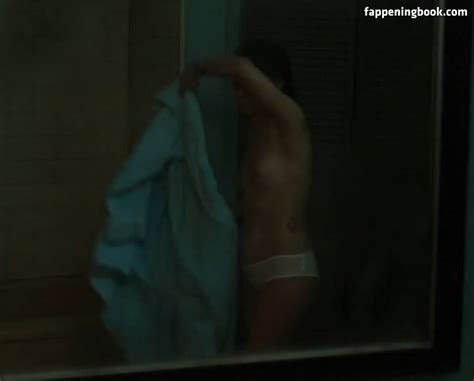 Rosa Salazar Nude The Fappening Photo 6214646 FappeningBook