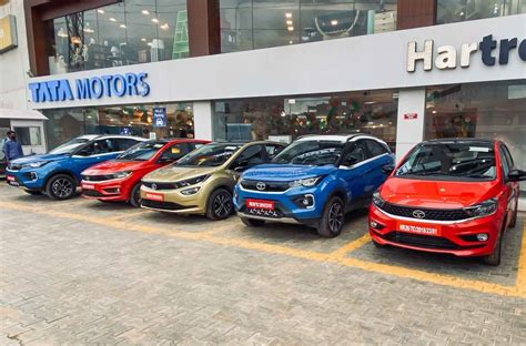 Tata Motors Tata Power Inaugurates Solar Carport In Pune Equitypandit