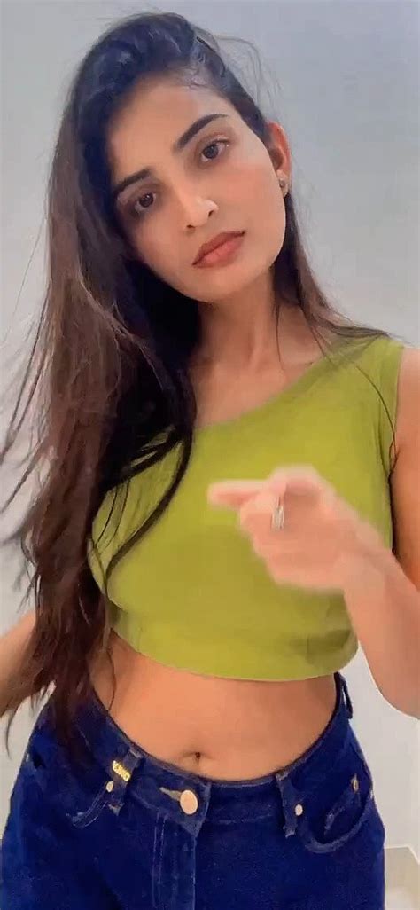 𝐌𝐎𝐍𝐒𝐓𝐄𝐑 on Twitter RT ActressWalls Ananya Nagalla HD link https