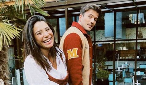 David Carreira e Carolina Carvalho já estão em casa o bebé recém