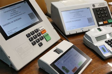 TSE inicia teste público das urnas eletrônicas para eleições de 2024