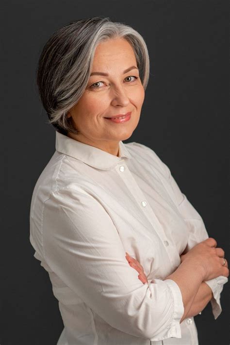 100 Most Amazing Long And Short Haircuts For Women Over 60 In 2024