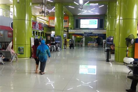 Foto Libur Panjang PT KAI Tambah 12 Kereta Ke Berbagai Kota Di Jawa