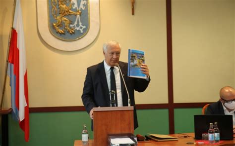 Legnica Wotum Zaufania I Absolutorium Dla Prezydenta Legnica Pl