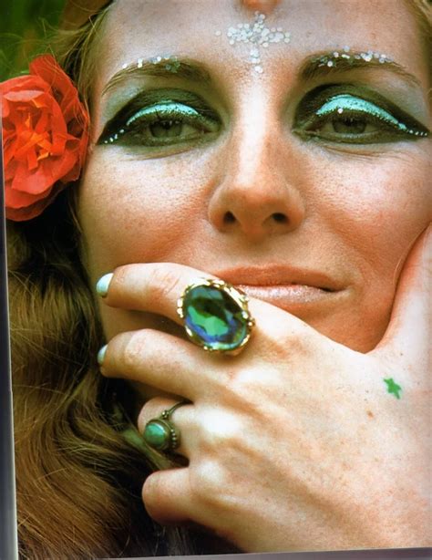 Maquillage Hippie Femme Tendance 2022 Comment Obtenir Le Look Phare