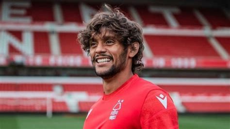 Atlético MG faz proposta milionária por Gustavo Scarpa e lidera corrida