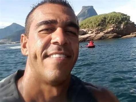 G1 Policial militar é morto a tiros na Praia do Recreio Zona Oeste