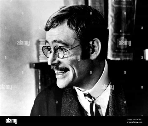 Goodbye Mr Chips Peter O Toole Stock Photo Alamy