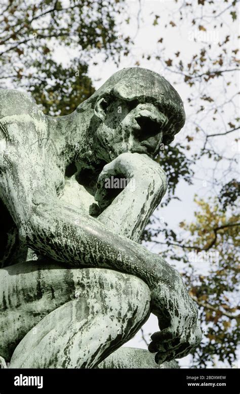 El pensador escultura auguste rodin Fotos e Imágenes de stock Página