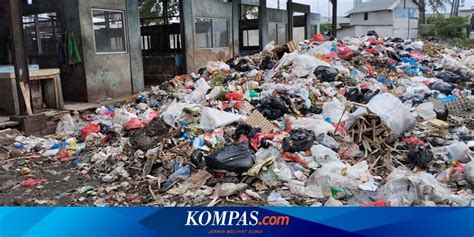 Sampah Kembali Menggunung Di Pasar Sehat Cileunyi Timbulkan Bau Dan