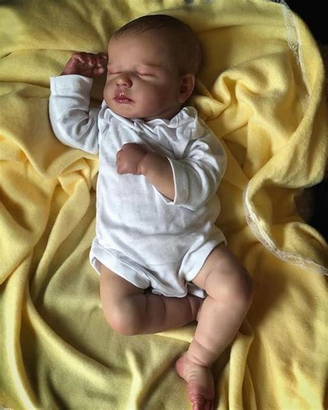 Amazon OCSDOLL Realistic Newborn Baby Doll Girl 20inch Reborn Baby