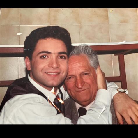 Luis Jara recuerda a su fallecido papá en el día de su cumpleaños