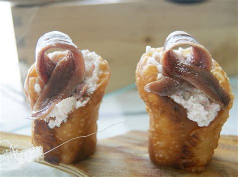 Canutillos Con Antxoa Del Cant Brico La Cocina De Serrats