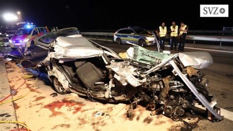 Niemcy Wypadek na autostradzie Zginęło dwóch Polaków Wjechali autem