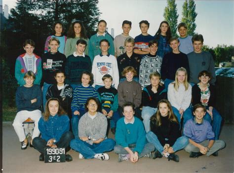 Photo de classe 1990 1991 3ème2 de 1990 Collège Fernand Lechanteur