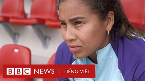 World Cup nữ 2023 Tôi đi bán kẹo để theo đuổi ước mơ trở thành cầu