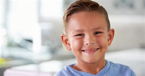 Cómo poner límites a los niños de seis años para que cumplan las normas