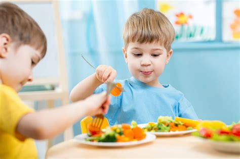 8 Consejos de Alimentación Saludable para Niños