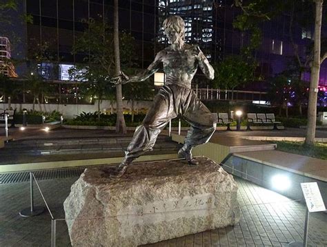 Bruce Lee Hongkong Atrakcje Sadurski