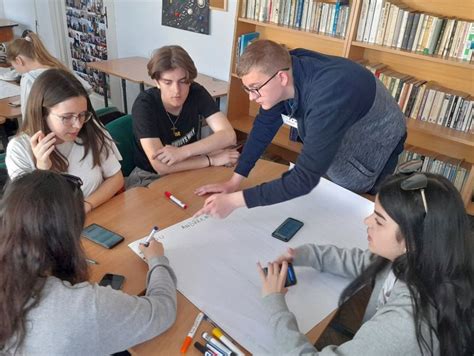 Uni e s dans la diversité Elevi și profesori din Belgia Germania și