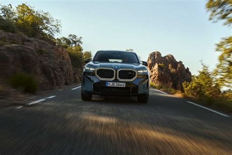 Der Erste BMW XM
