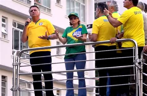 Durante Ato Bolsonaro Desafia O STF Fala Em Abuso E Pede Anistia Aos