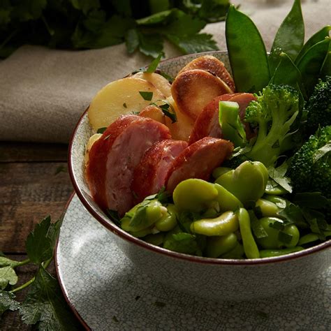 Recette Poêlée verte et saucisse de Morteau Saucisse de Morteau