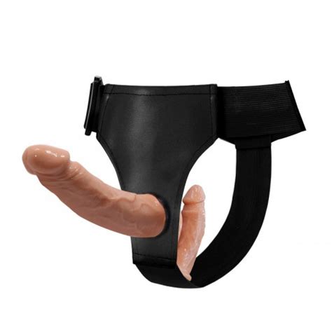 Arn S Con Dildos Realistas Doble Penetraci N