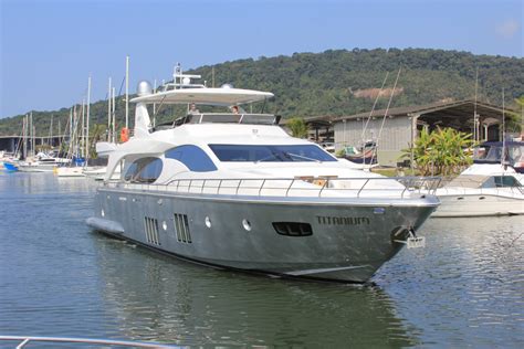 Conheça 6 iates de famosos do Brasil e do mundo Boat Shopping