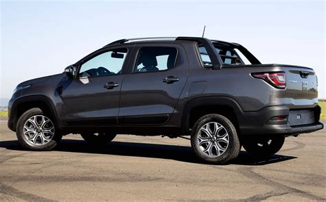 Nova Fiat Strada Fotos Pre Os Estimados Itens De S Rie E
