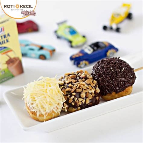 Roti Kecil Bakery Shop