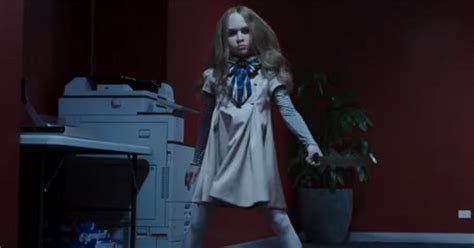 Ela é mais do que uma boneca Trailer legendado do filme de terror