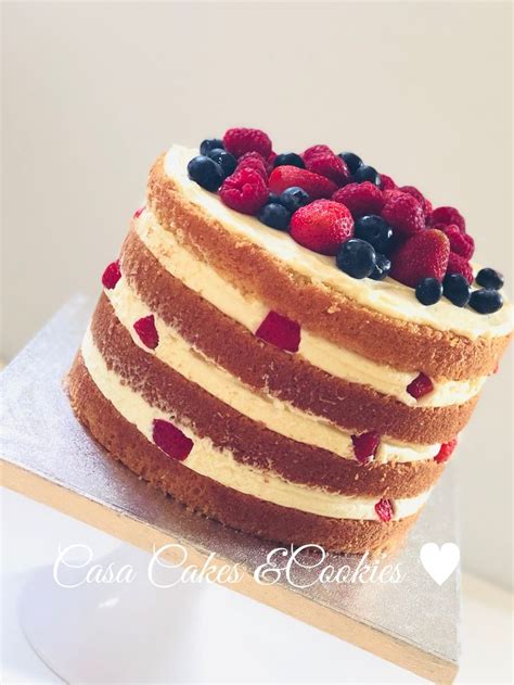 Serap adlı kullanıcının Naked Cakes panosundaki Pin Nişan