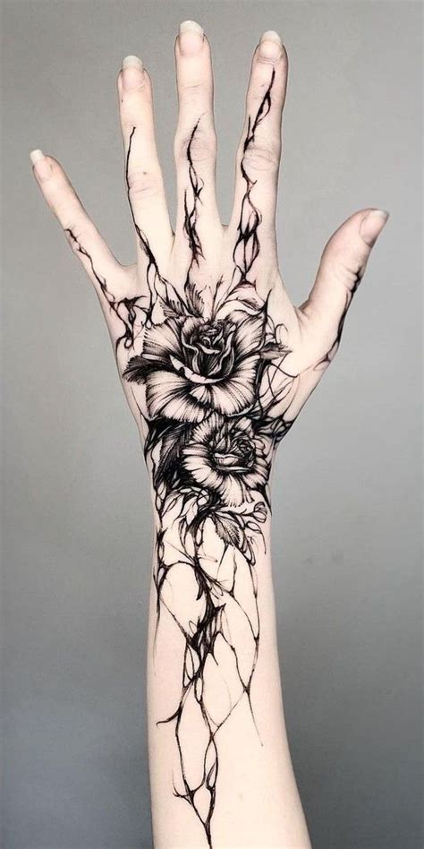 Pin by Natt Lia on Almacenamiento rápido in 2022 Hand tattoos for