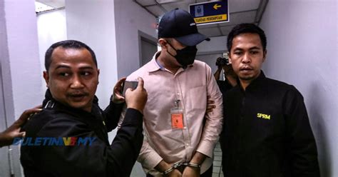 VIDEO Anggota Polis Mengaku Tidak Bersalah Minta Dan Terima Rasuah
