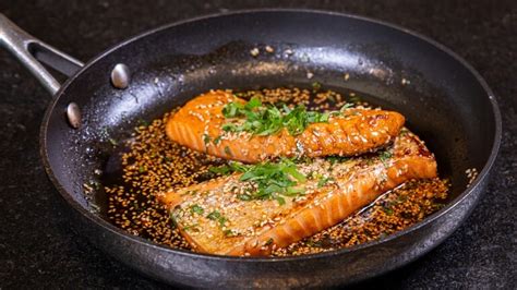 Rezept Marinierter Lachs Mit Sesam Honig Und Sojasauce SWR4