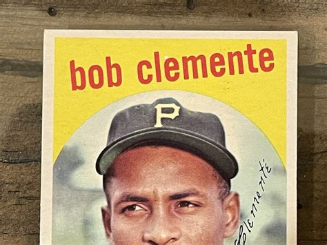 1959 Roberto Clemente Topps 478 Baseball Card Vibrant Colors Nice