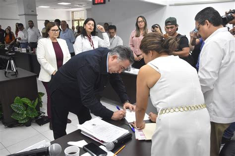 Imelda Castro y Enrique Inzunza reciben constancia de mayoría como