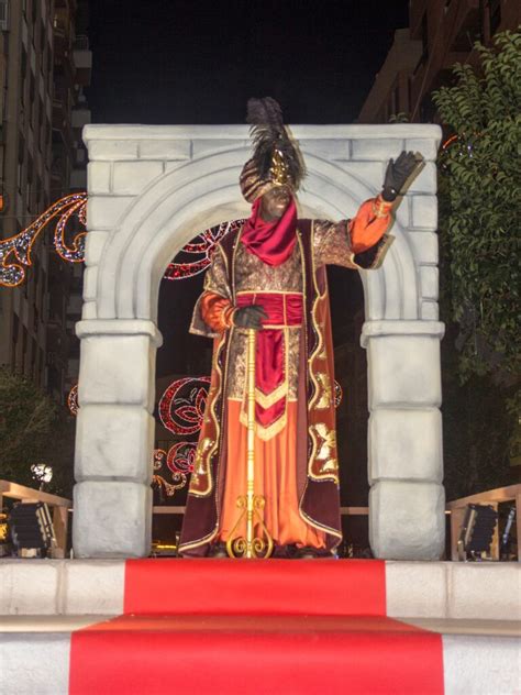 Todo Listo Para La Tradicional Cabalgata De Reyes De Villena El
