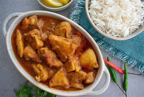 Pollo Al Curry Con Leche De Coco Spice And Colour