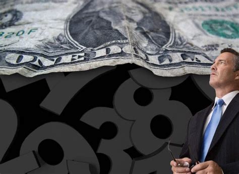 Mientras que el blue bajó a 13 31 el dólar oficial continuó atado a
